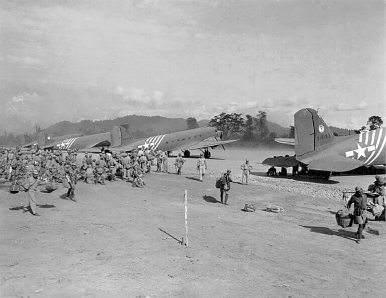 Multimedia 1st Air Commando Group - Special Forces in World War 2